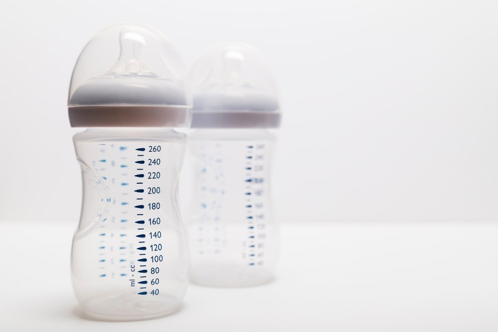 How Many Baby Bottles Do I Need? - Newborn Guide